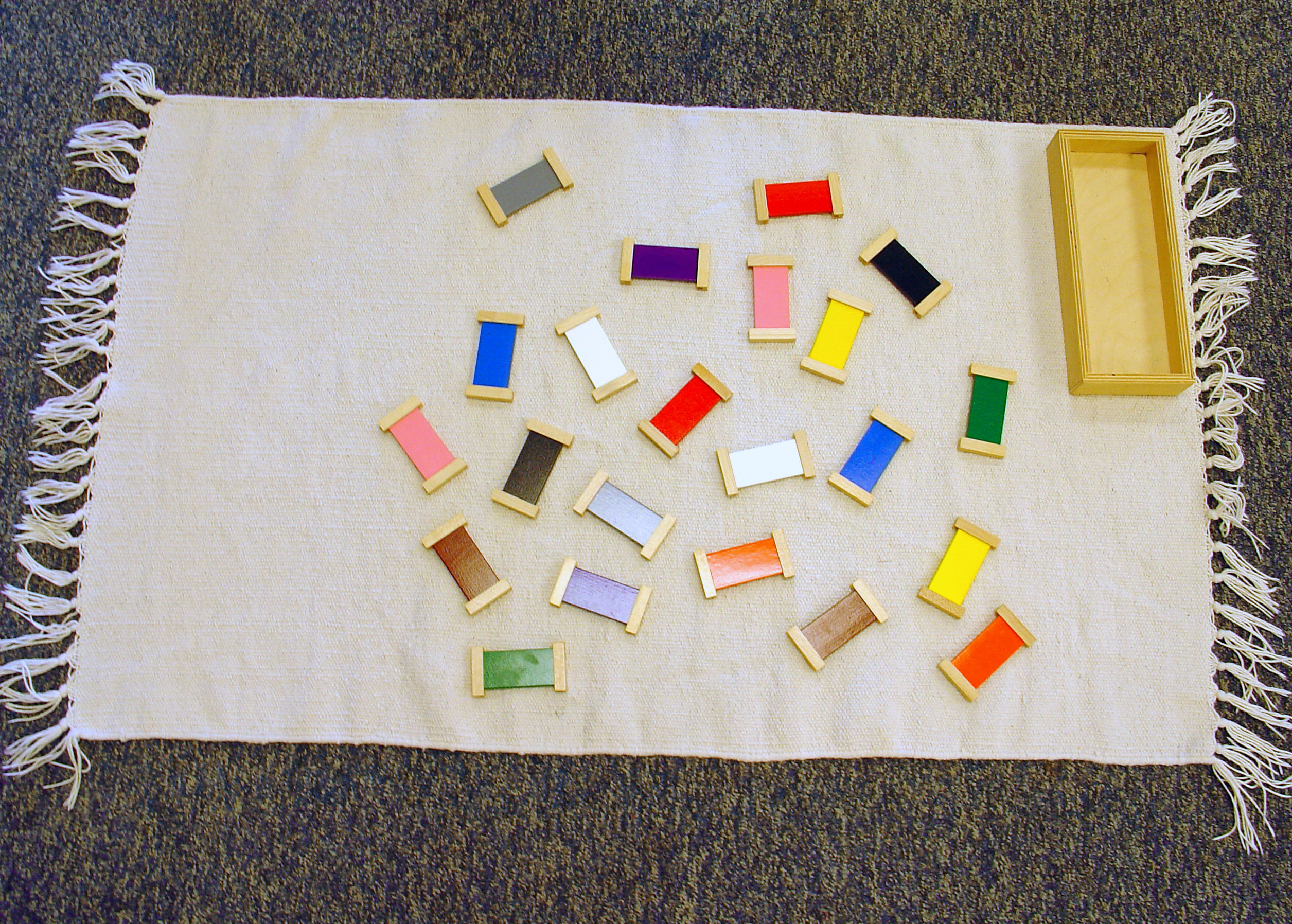 File:Color Box 2-3.jpg - Montessori Album