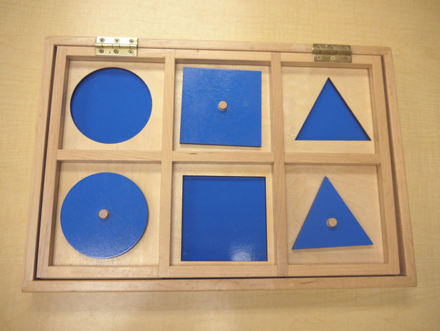 File:Geometric Cabinet 5.JPG - Montessori Album
