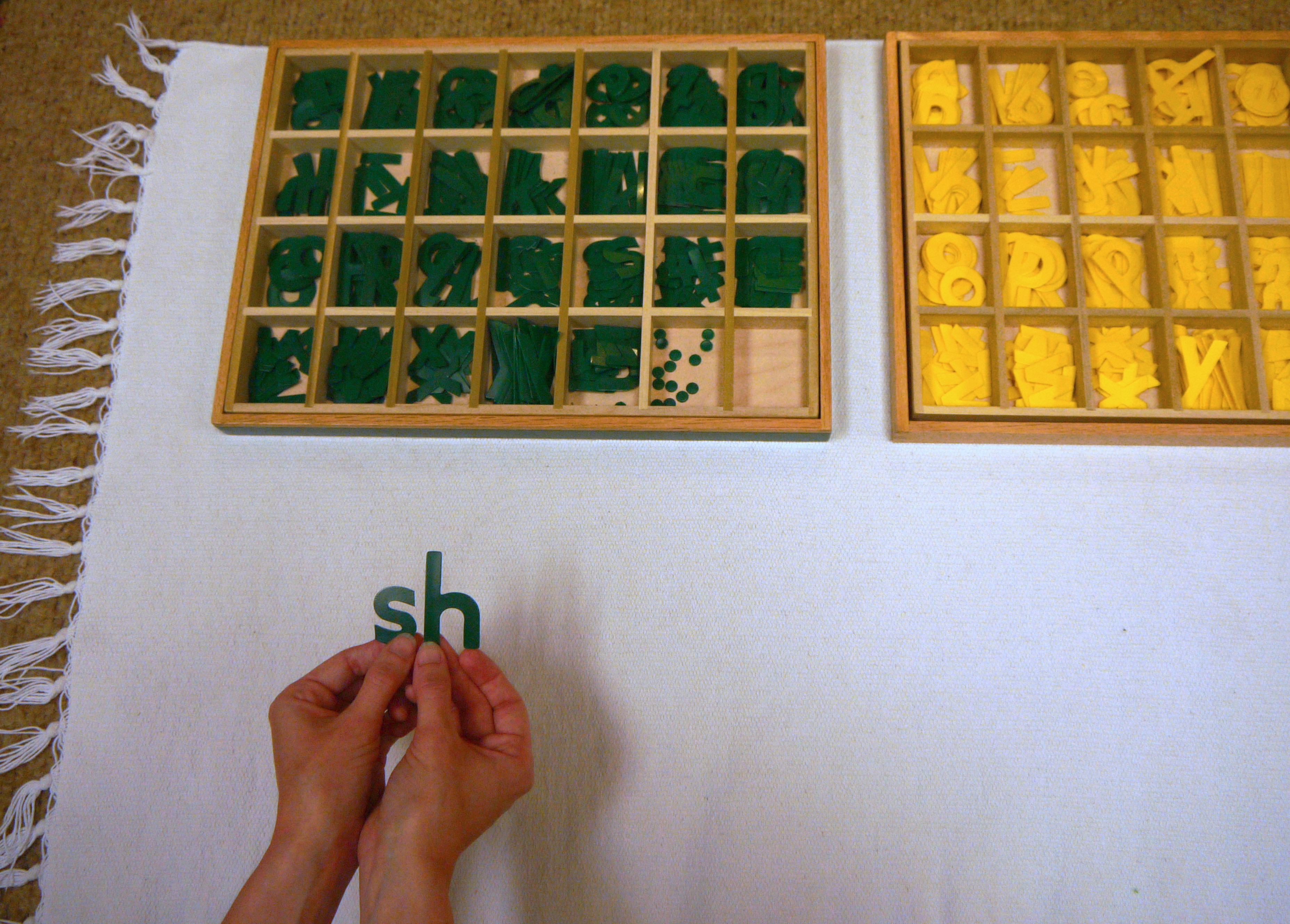 File:Phonogram Boxes 2.JPG - Montessori Album