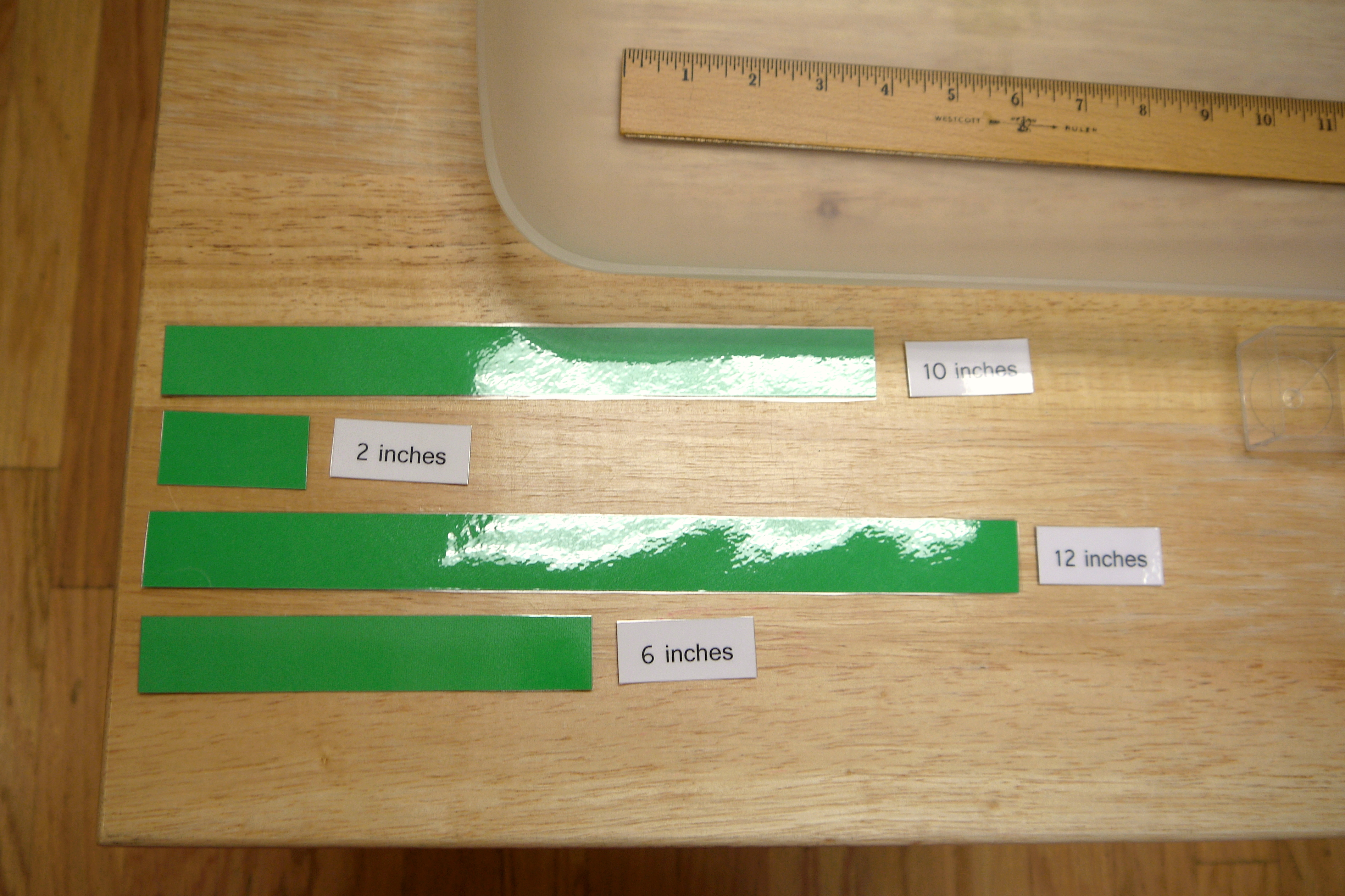 File:Measurement 1-8.JPG - Montessori Album