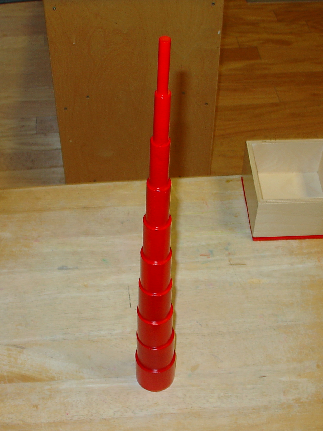 File:Knobless Cylinders ex red.JPG - Montessori Album