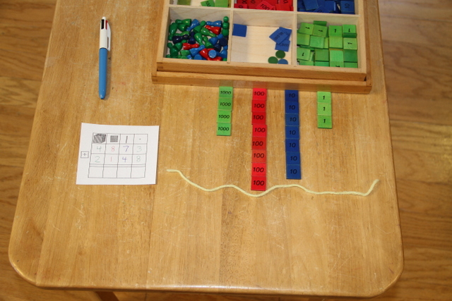 File:Stamp Game Dynamic Addition 4.JPG - Montessori Album