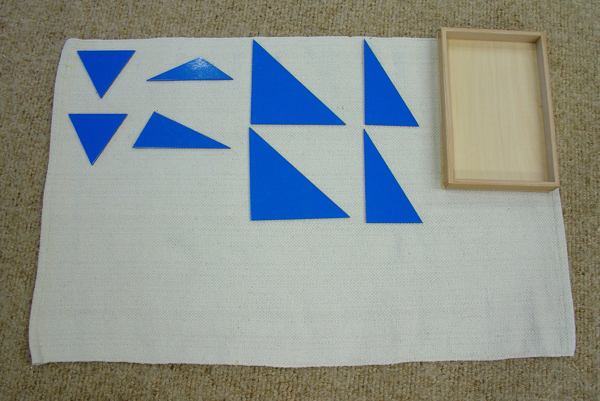 File:Blue Rectangle Box 1.JPG - Montessori Album