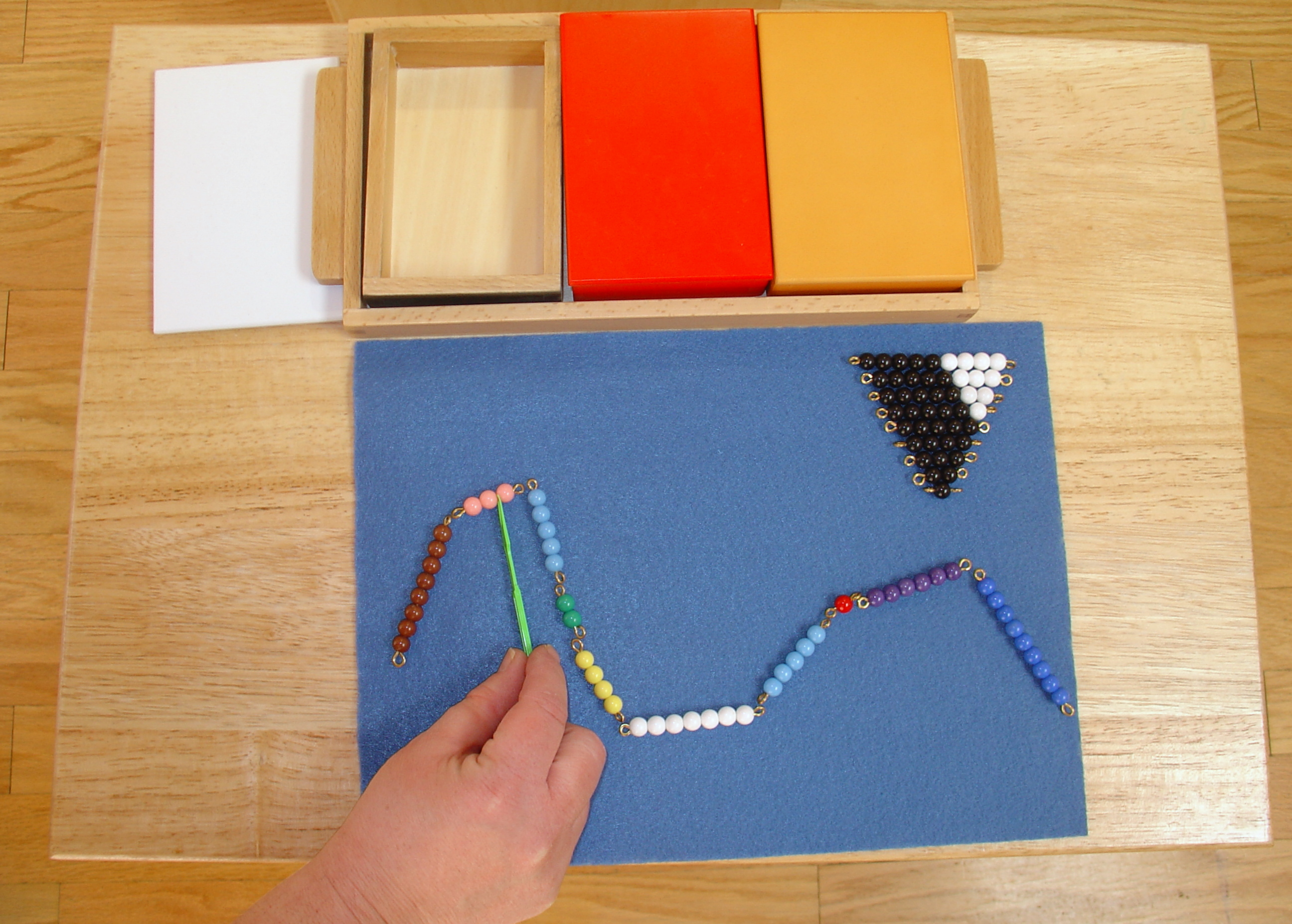 File:Positive Snake Game 6.JPG - Montessori Album