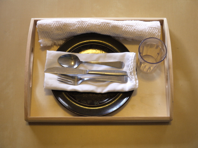 File:Setting a Table 1.JPG - Montessori Album