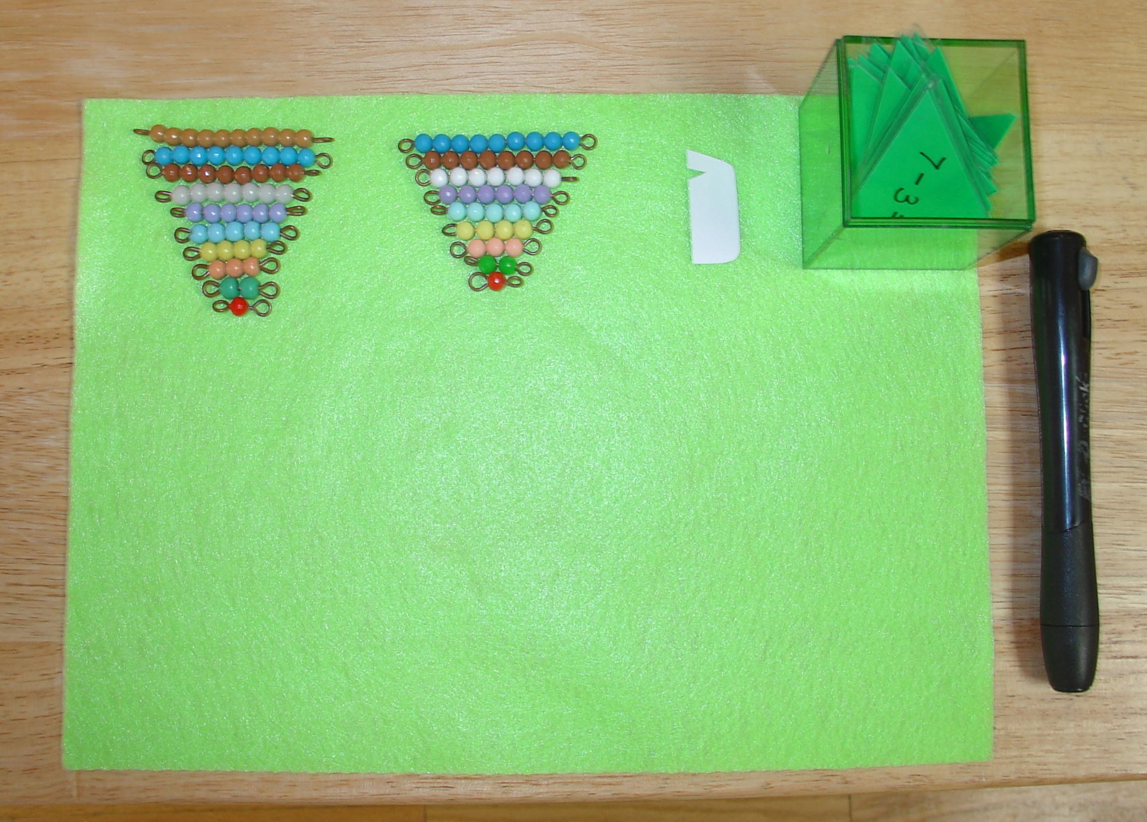 File:Sub with bead bars 1.JPG - Montessori Album