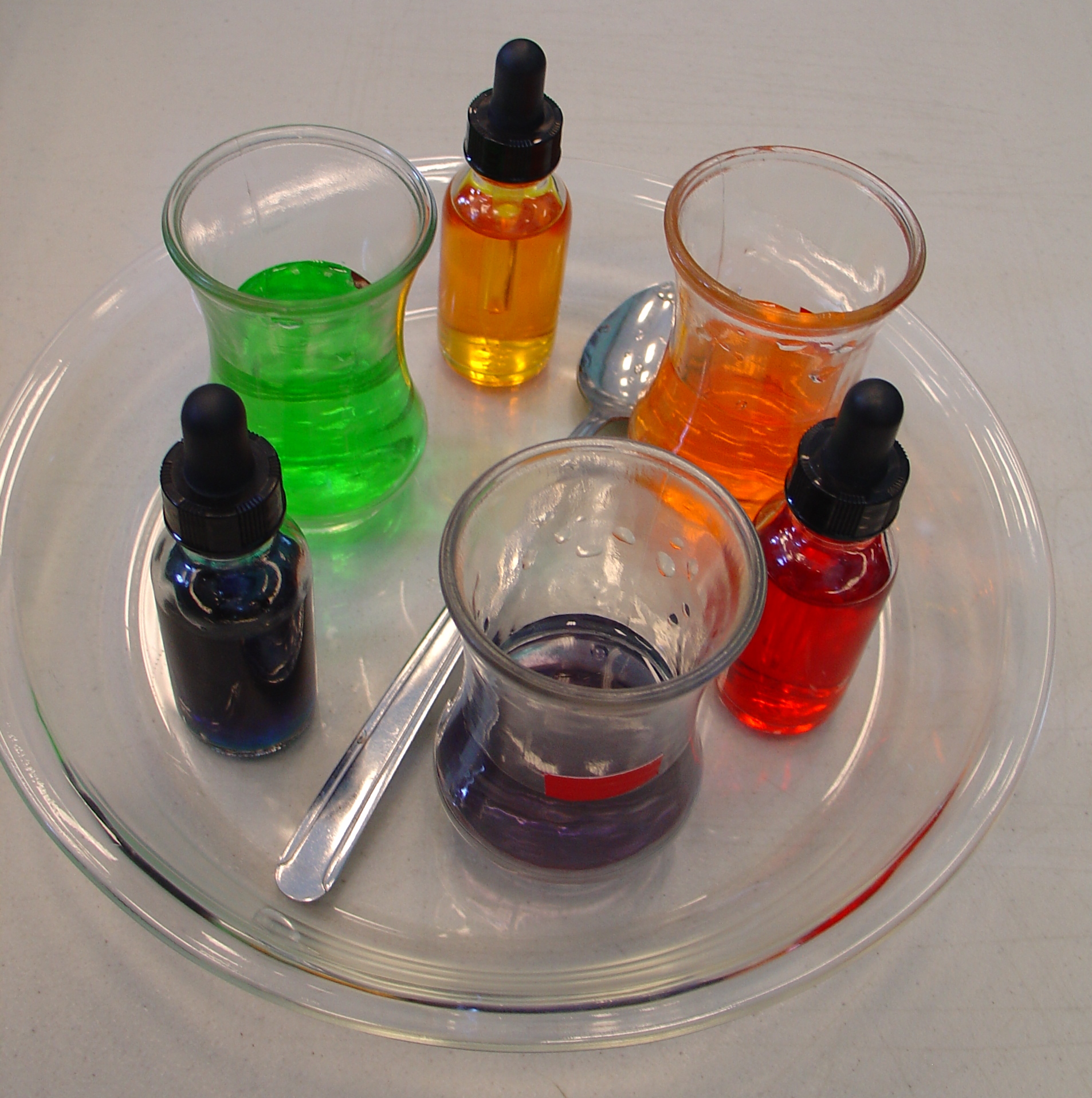 File:Color Mixing.JPG - Montessori Album