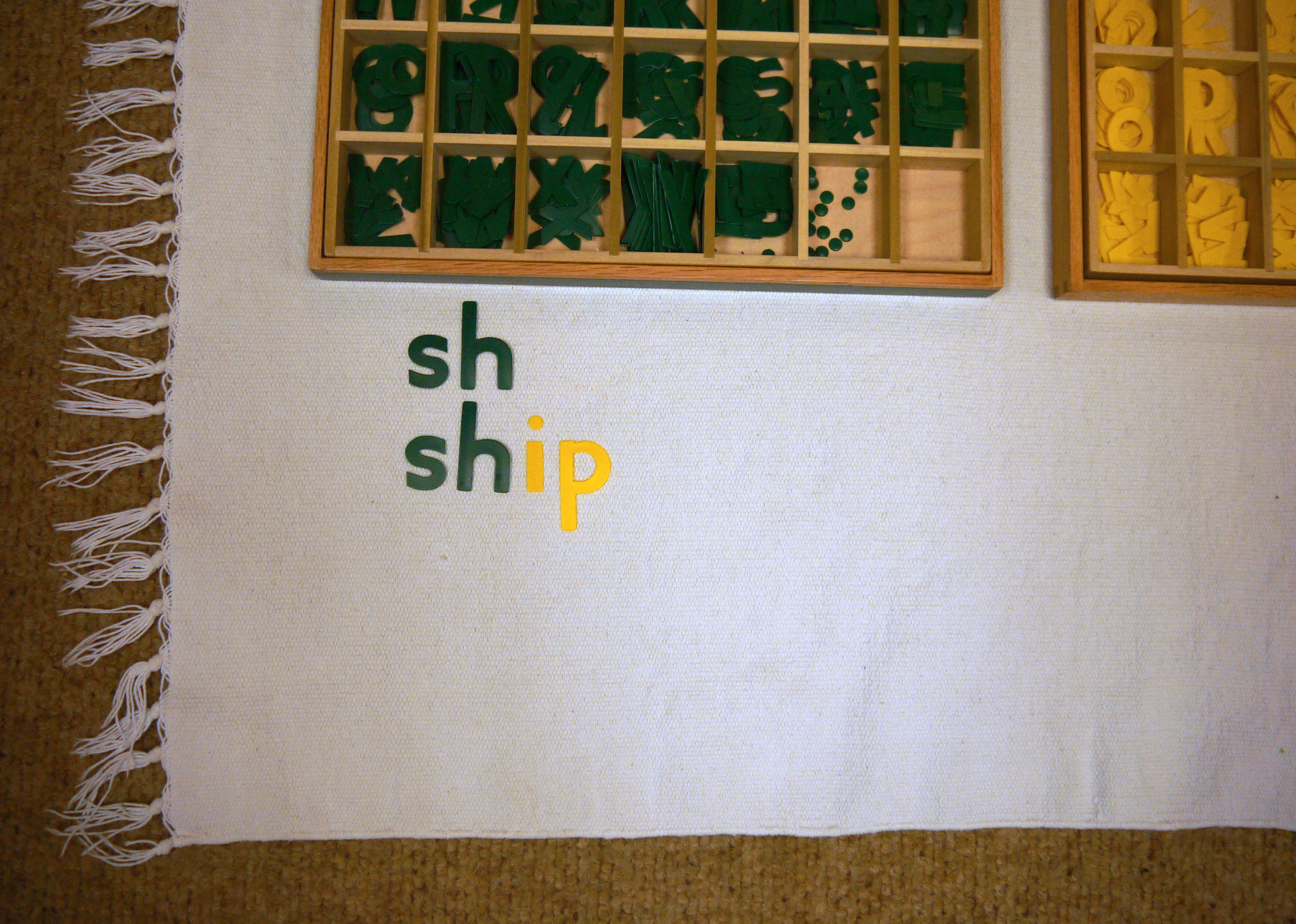 File:Phonogram Boxes 4.JPG - Montessori Album