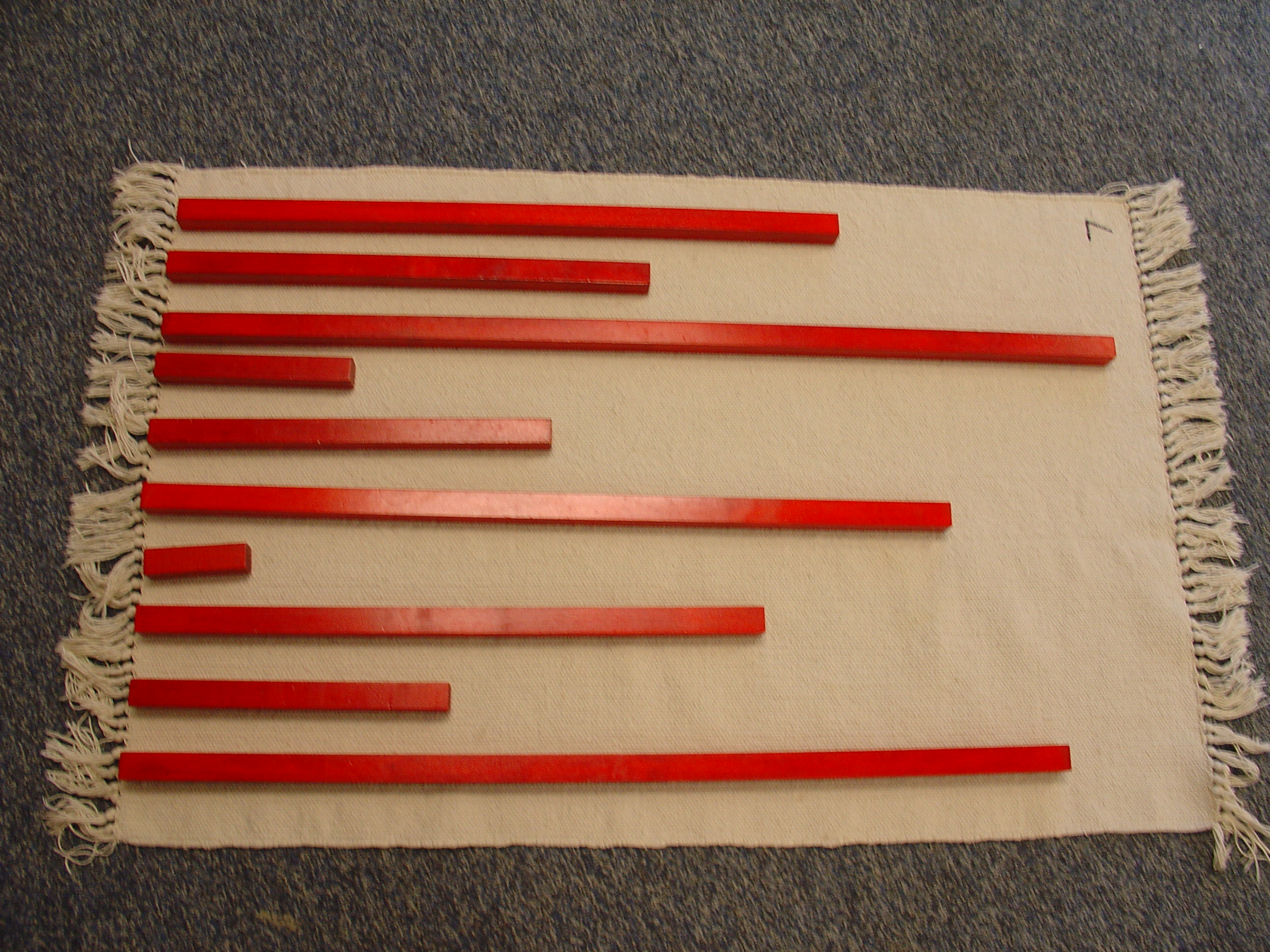 File:Long rods 1.JPG - Montessori Album